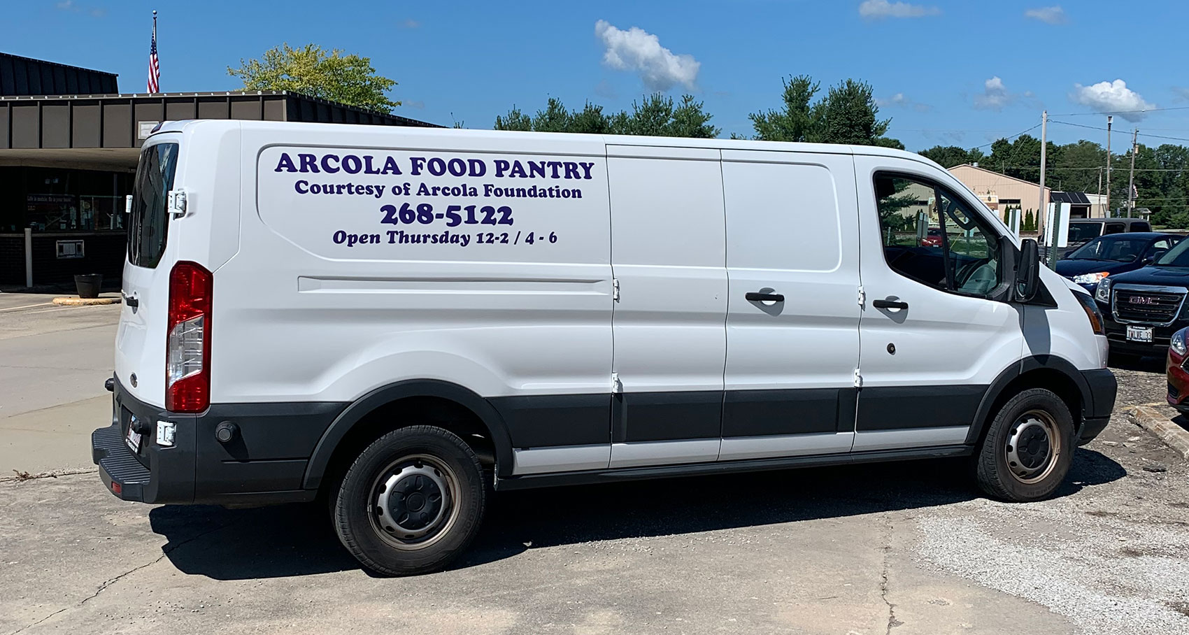 Food Pantry Van – Arcola Foundation